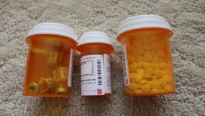 How To Pack Medicine In Checked Luggage: In 7 Easy Tips